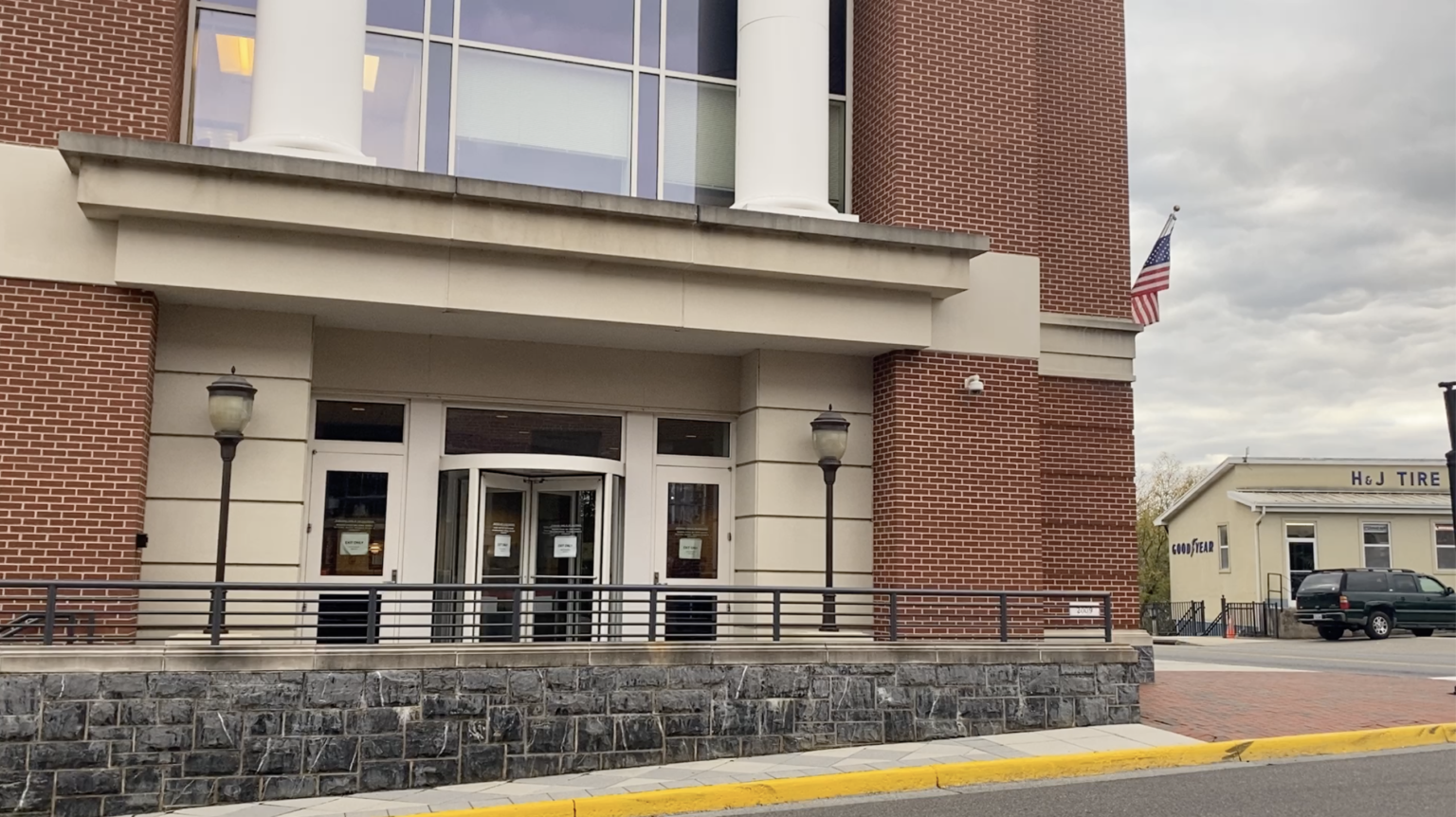 Judge finds W&L senior not guilty of stalking – Rockbridge Report